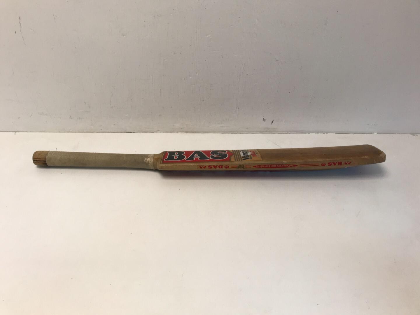 Vintage BAS Vampire Bullet Cricket Bat