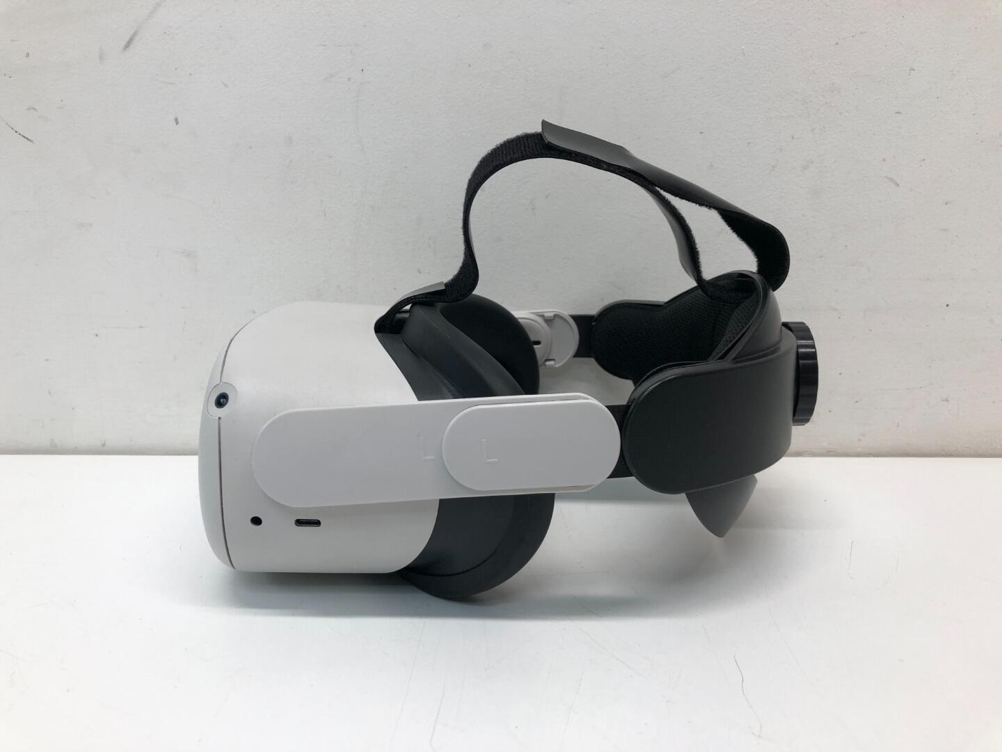 Oculus Quest 2 Virtual Reality Gaming Headset