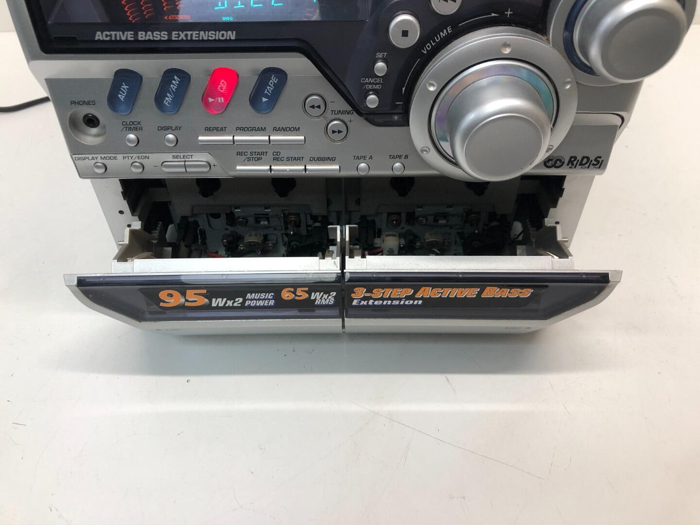 JVC CA-MXK5R 3 CD Twin Cassette HiFi System