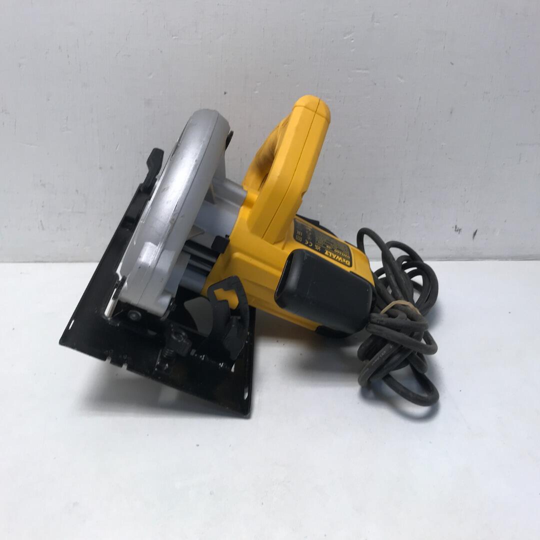 DeWalt DWE560 1350W Circular Saw