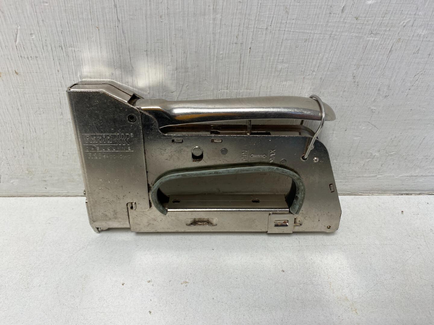 Rapid Cableline R28 Heavy Duty Cable Tacker