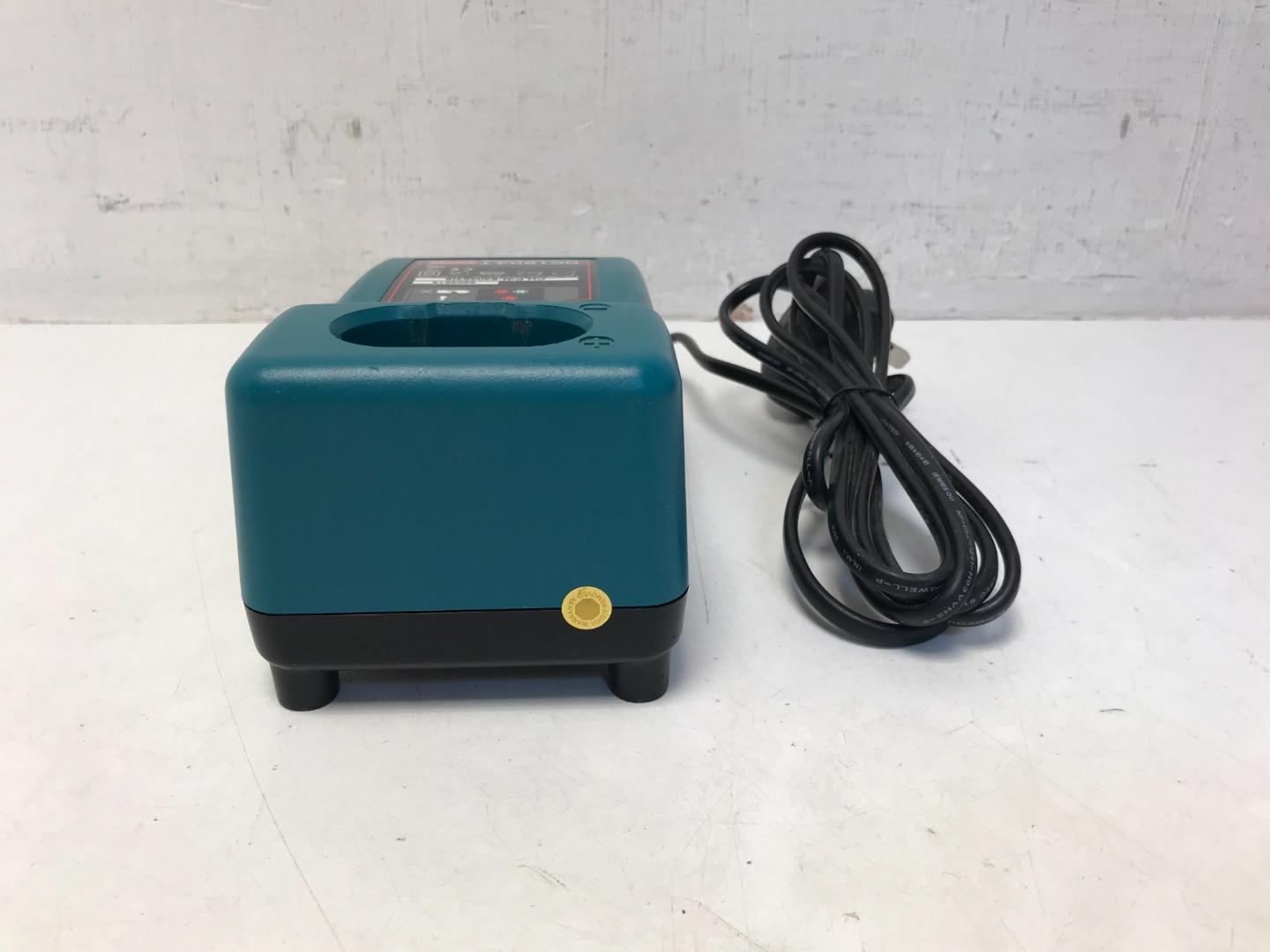 Makita DC1804T Battery Charger with 2 Batteries
