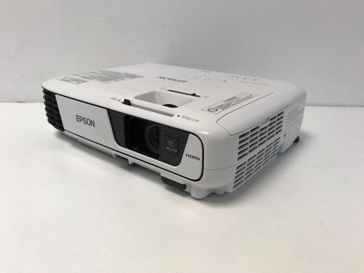 Epson EB-S31 LCD Projector