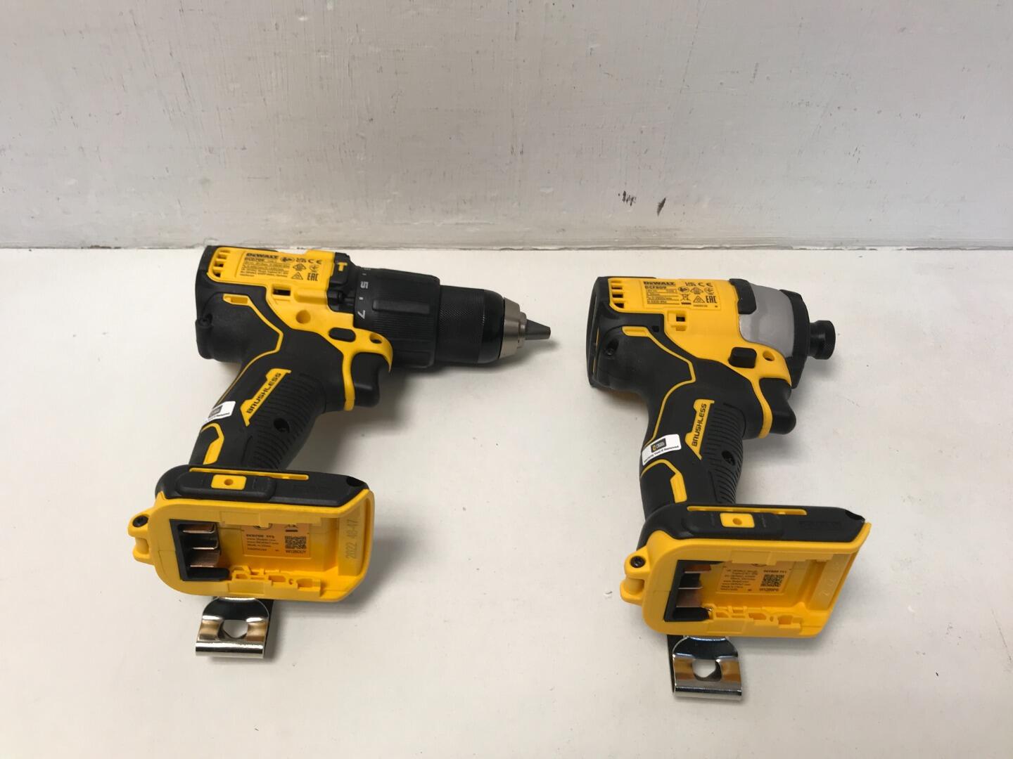 Dewalt DCK2062D2T 18V XR Combi Drill & Impact Driver Drill Set