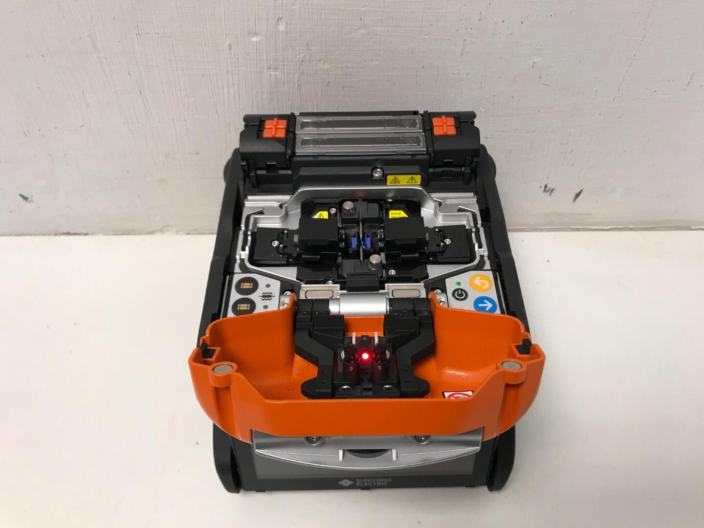 Sumitomo Electric Fusion Splicer Type 72C with Fibre Cleaver