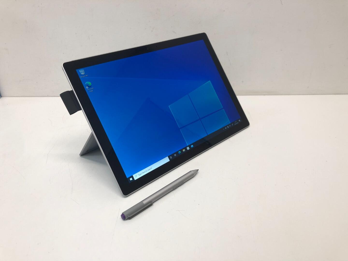 Microsoft Surface Pro 5th Gen 12.3'' 8GB RAM 256GB Windows 10 Pro ...