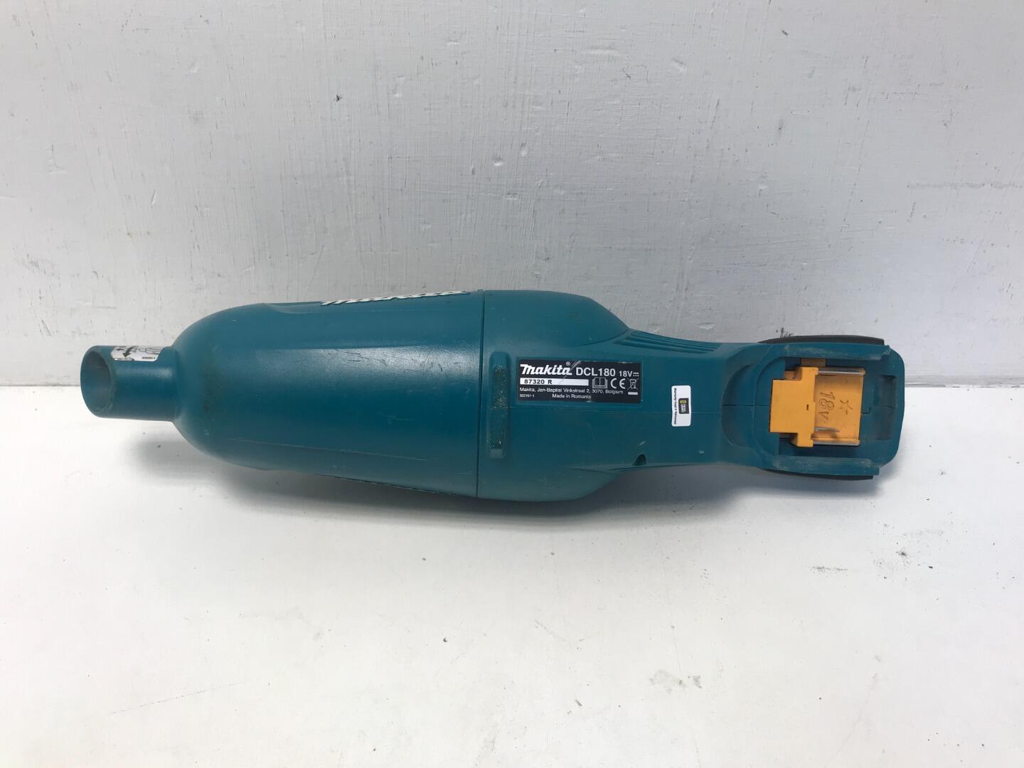 Makita DCL180 Cordless Vacuum Cleaner