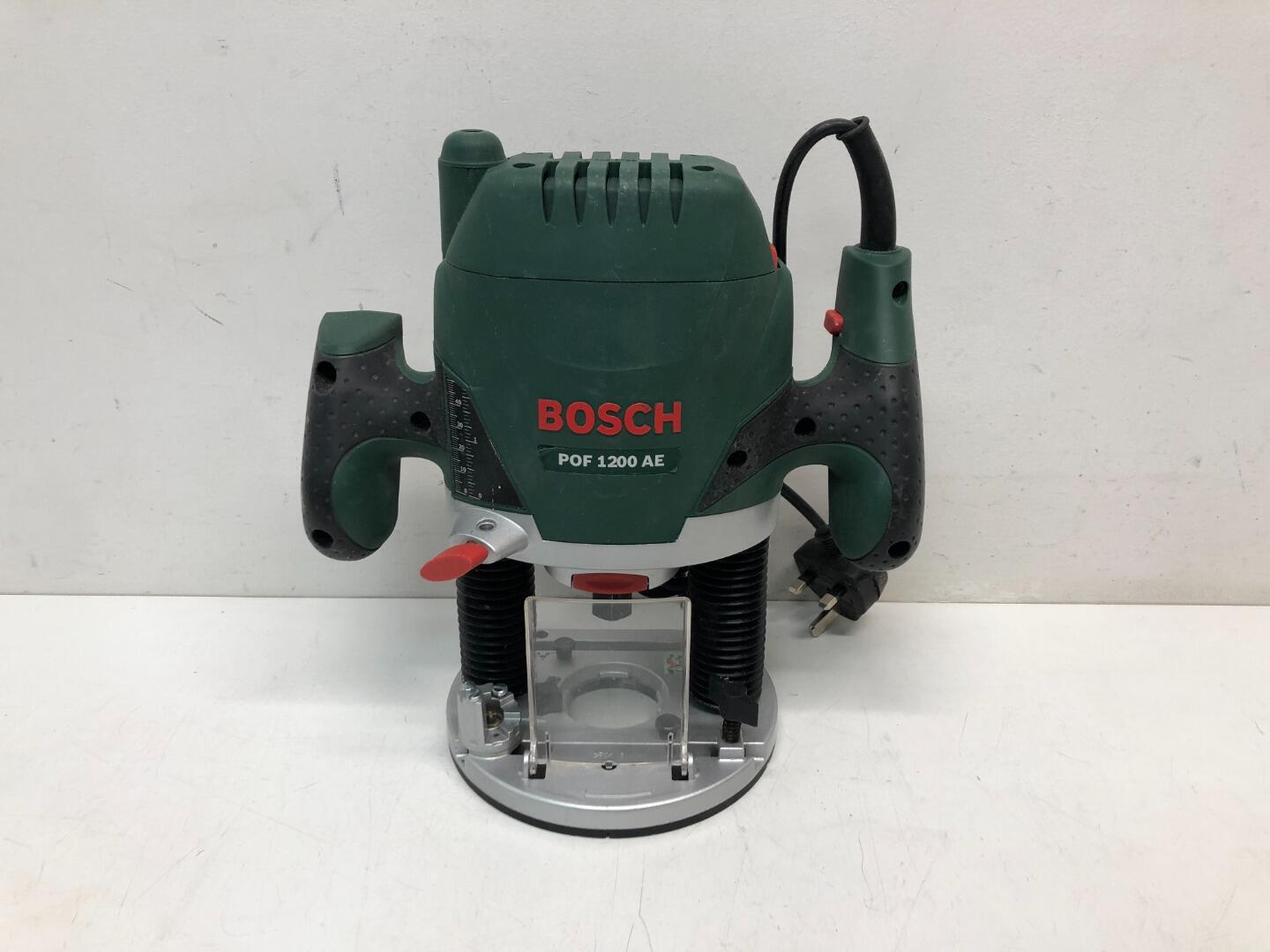 Bosch POF 1200 AE Plunge Router