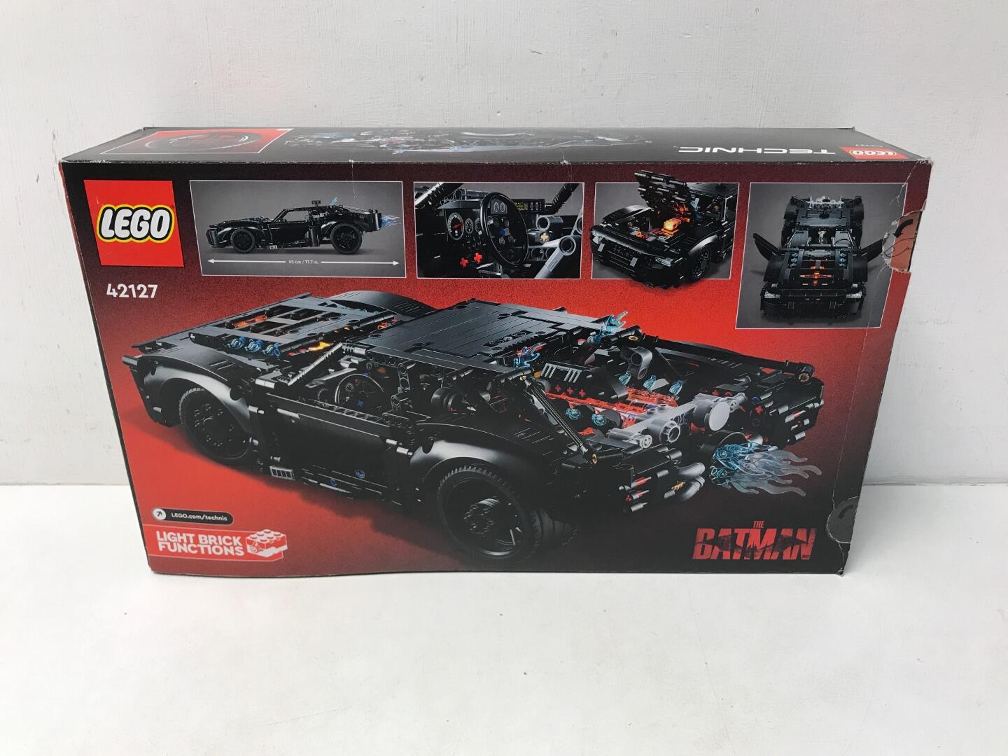 LEGO Technic: The BATMAN – Batmobile 42127