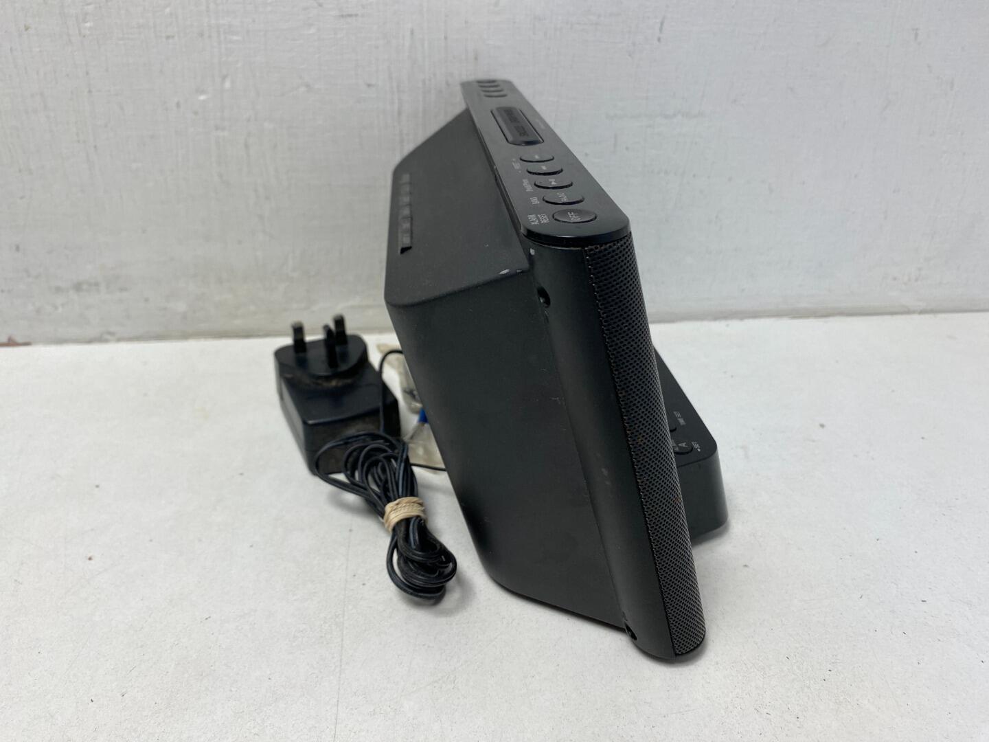 Sony ICF-DS15iPN Dream Machine Personal Audio System