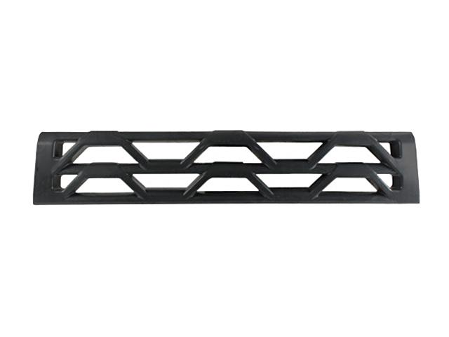 Renault Cab Grille Frame, Lower (Metal) 7482275869 690155