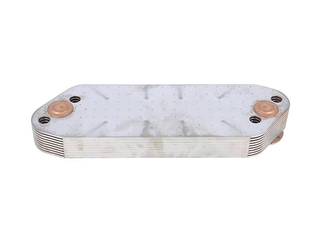 Volvo Truck, Renault Truck Engine Oil Cooler 21370430 7421370430 210201