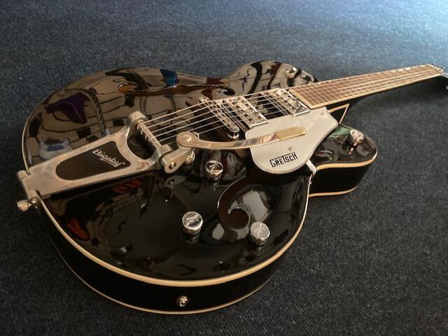 Gretsch - G5120 Electromatic Hollow Body w/Bigsby - Black
