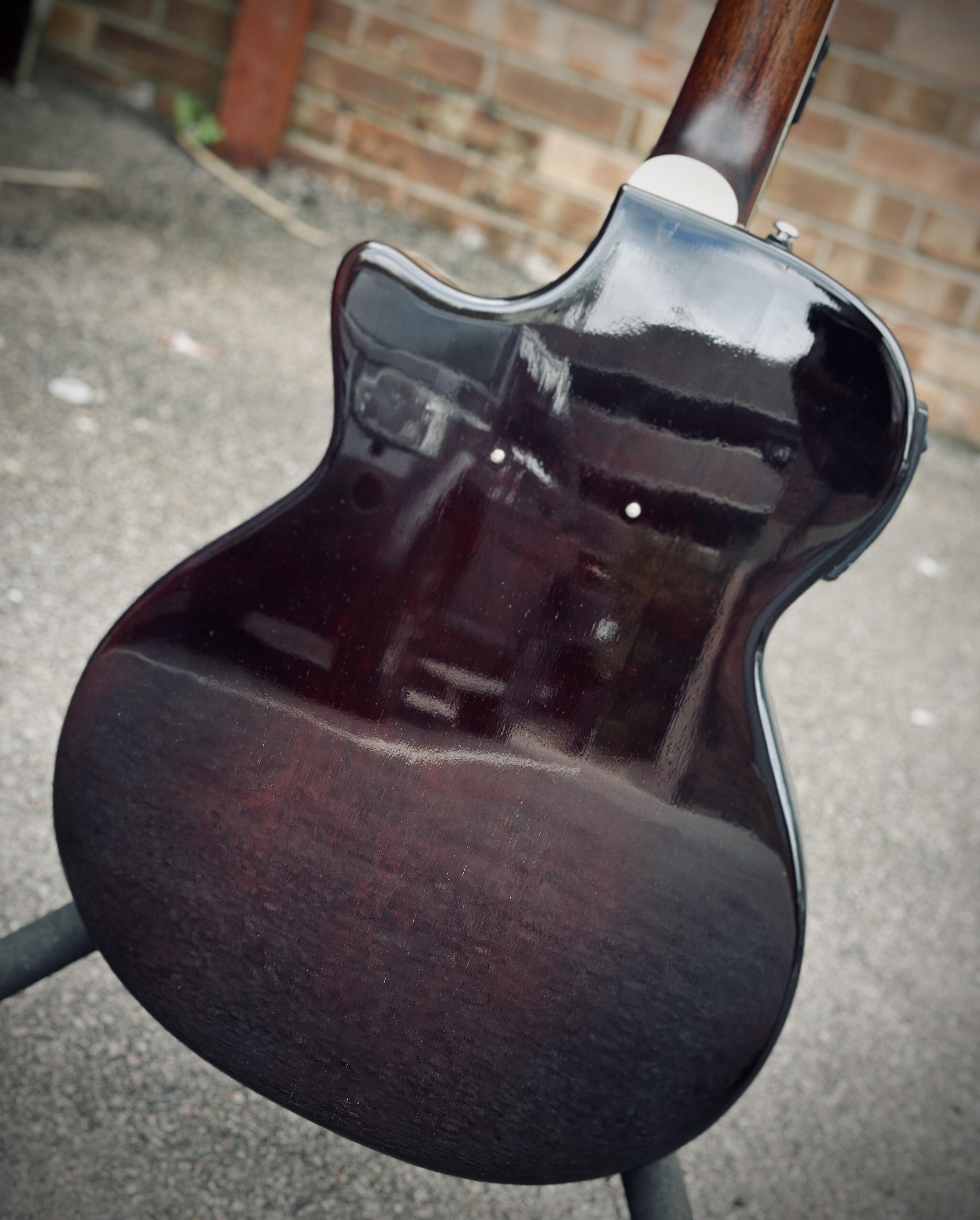 Crafter - SA-TMVS Archtop Hybris Electric Acoustic w/Hard Case Pre owned