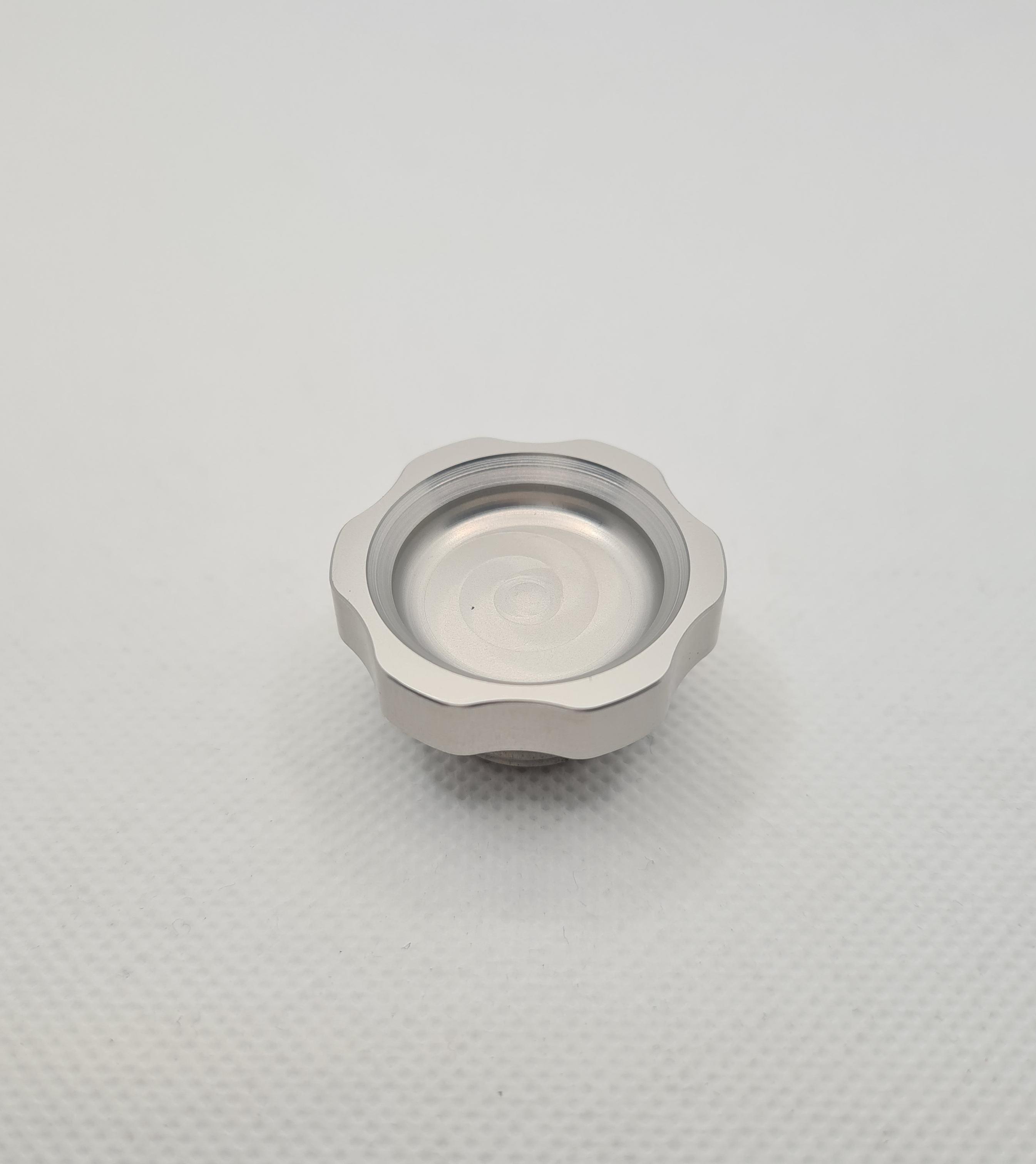 Stratos Performance 650 Oil Filler Cap for Royal Enfield Interceptor ...