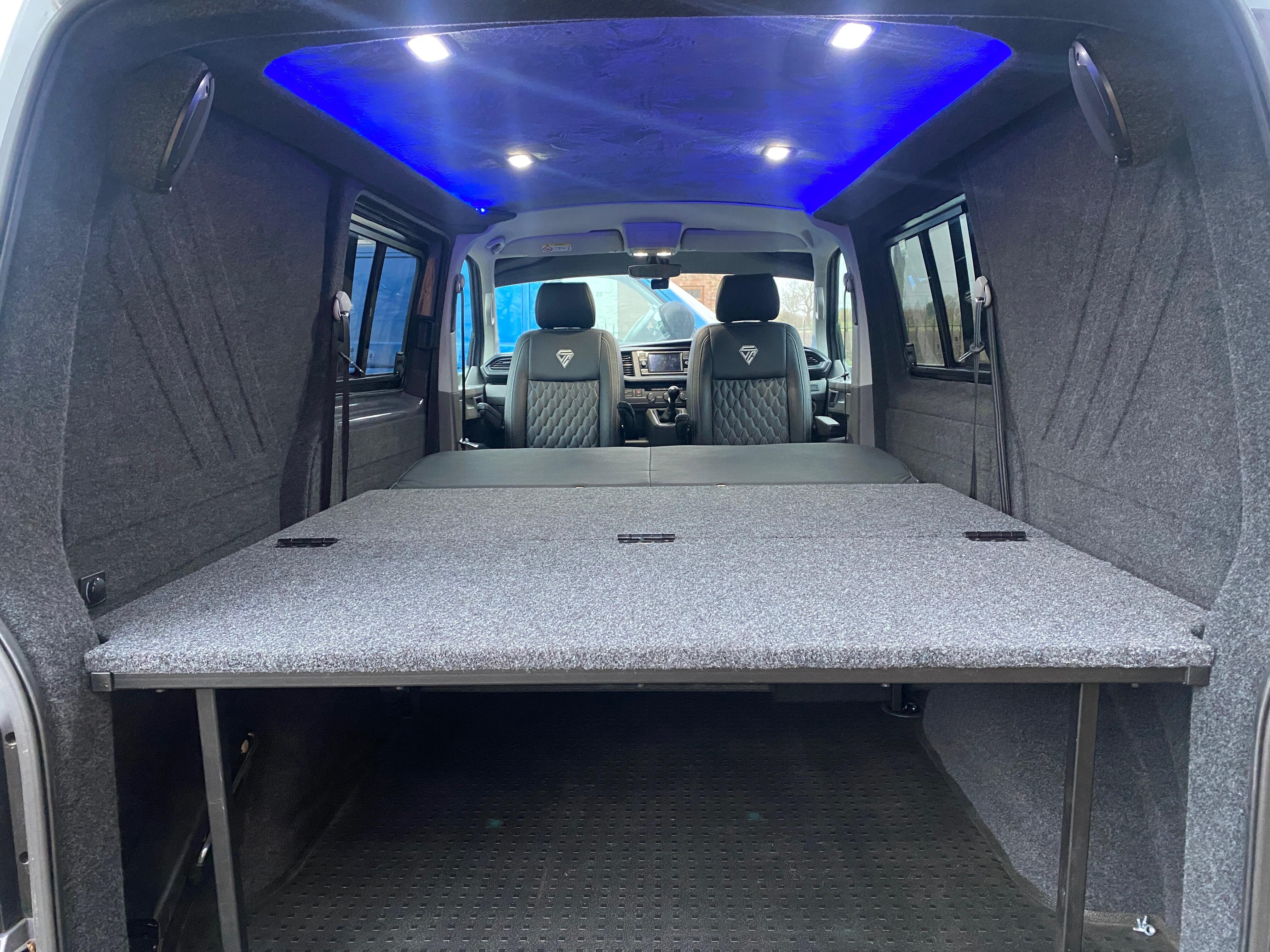 camper van kombi van crew van