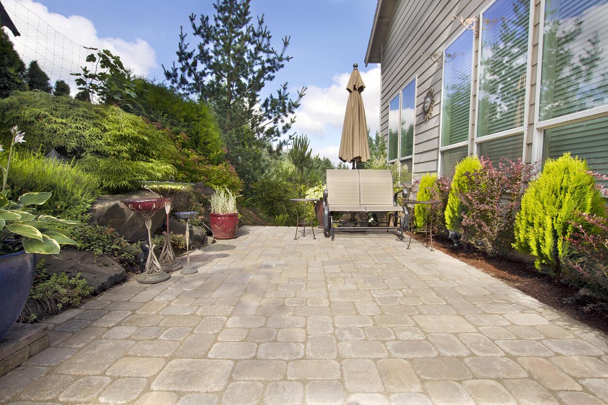 Cobbled Paving Patio Ideas: Top Picks in 2025