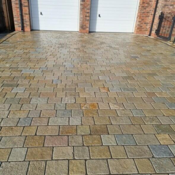 Yellow Limestone Cobbles 200 x 150