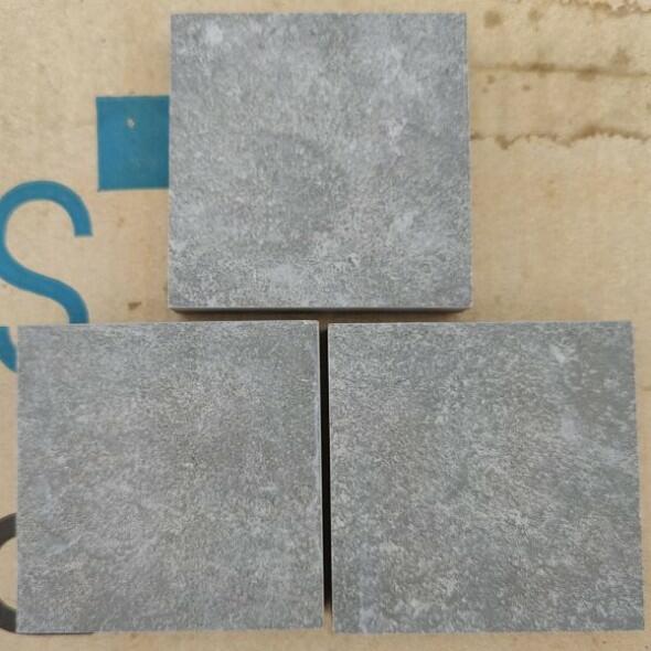Graphite Grey Porcelain Cobbles 100 x 100