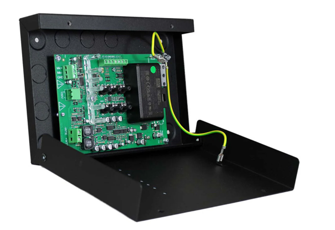 Signet PDA200E Wall Mounted Hearing Loop Amplifier 100V-Line