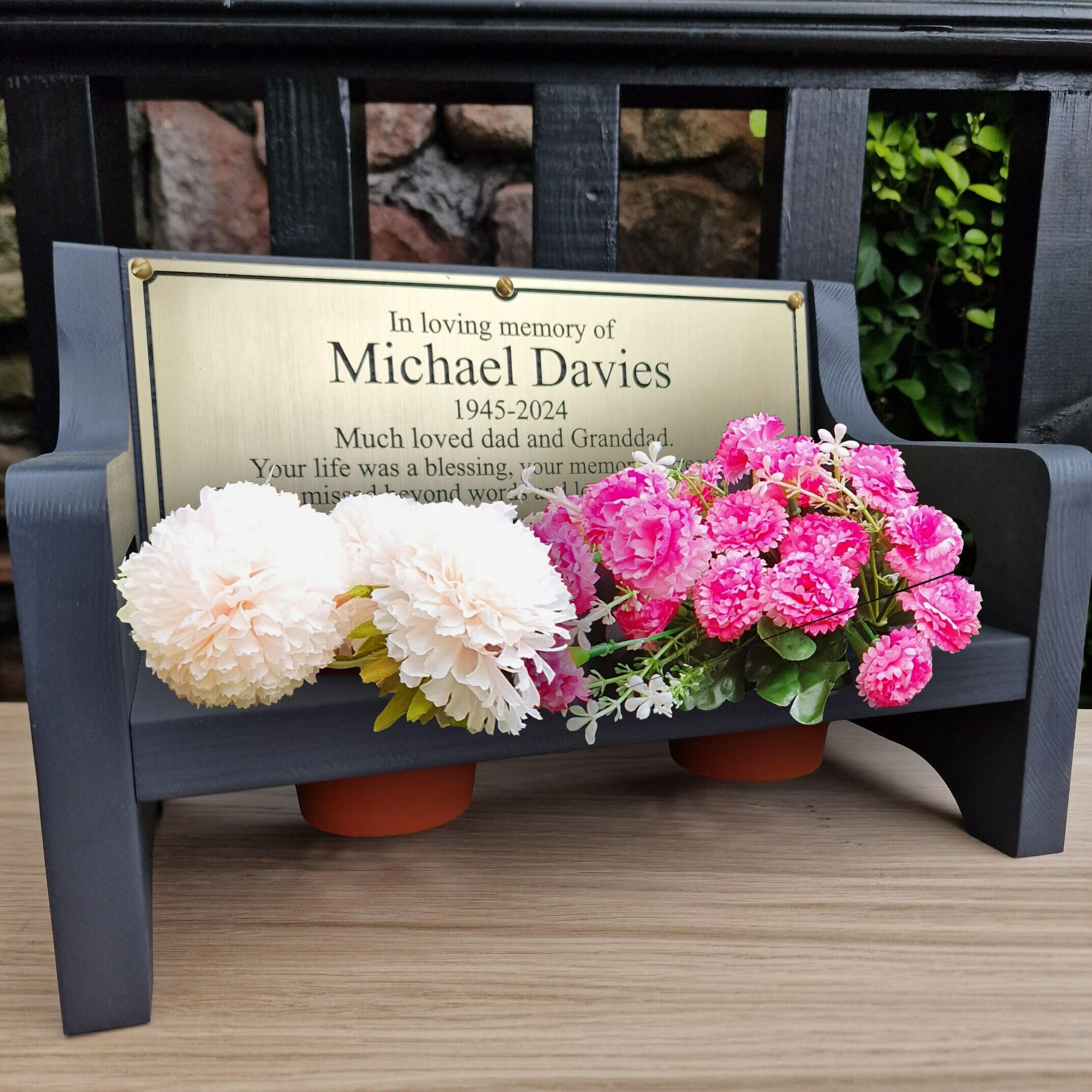 Personalised Memorial Dedication Bench Planter with Engraved Plaque ...