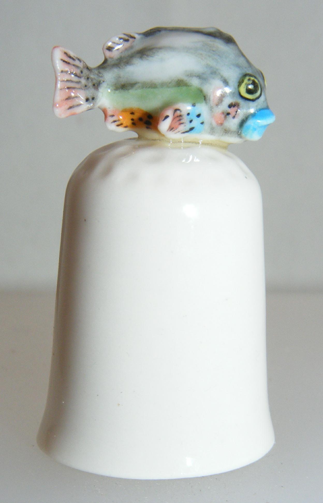 Klima Porcelain Green Striped Fish on Thimble K290
