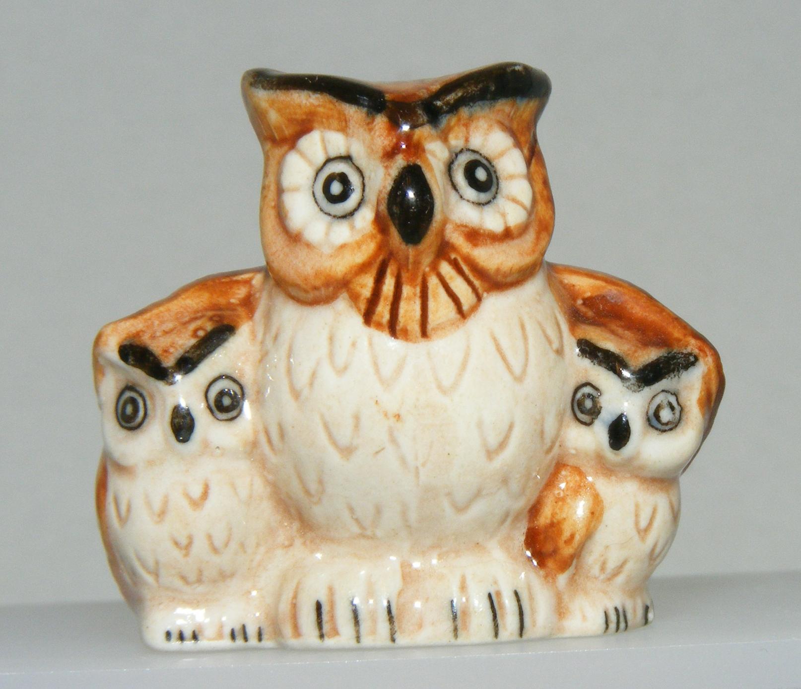 Klima Miniature Porcelain Animal Mini Owl with 2 Babies X721