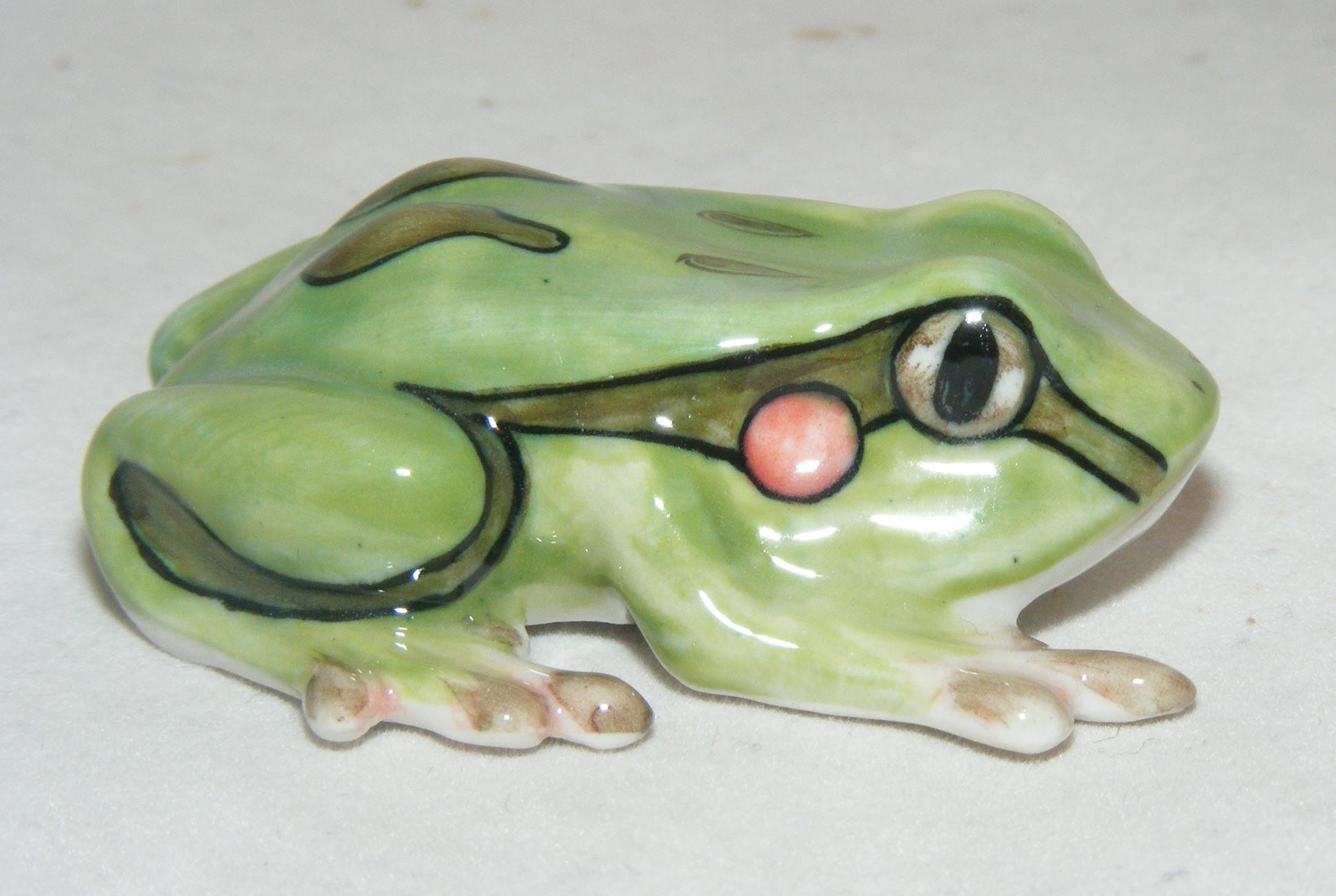 Klima Miniature Porcelain Animal Figure Exotic Toad Light Green M187