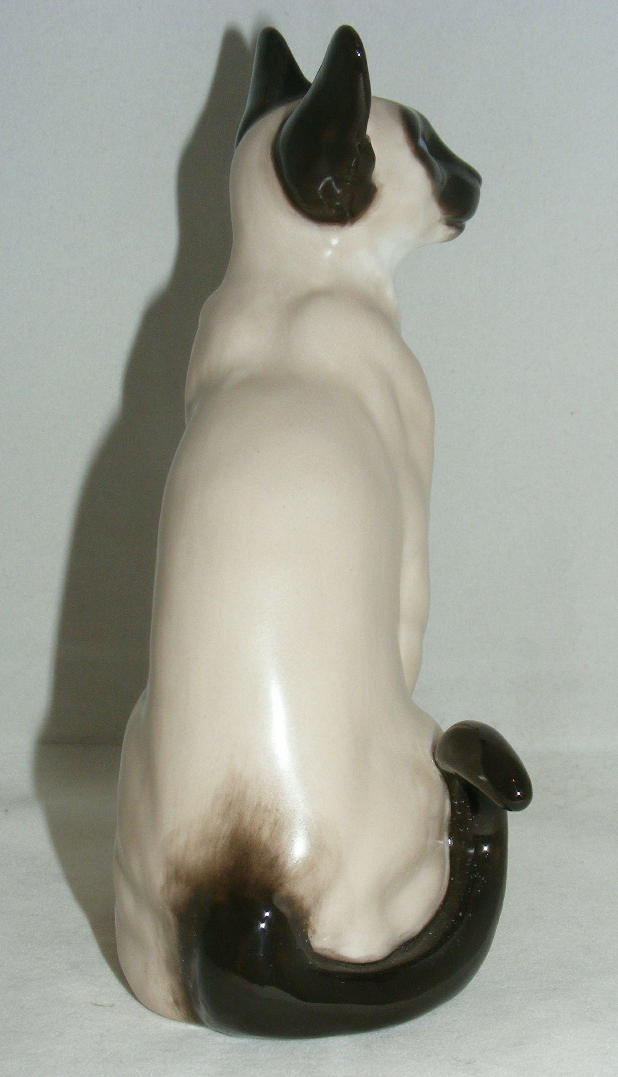 John Beswick Connoisseur Collection Siamese Cat Colour Point JBCOC7