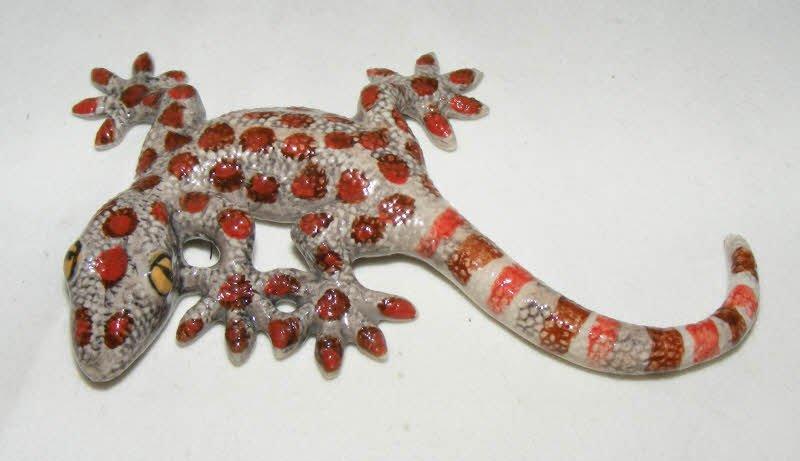 Klima Miniature Porcelain Animal Figure Gecko Curled K872