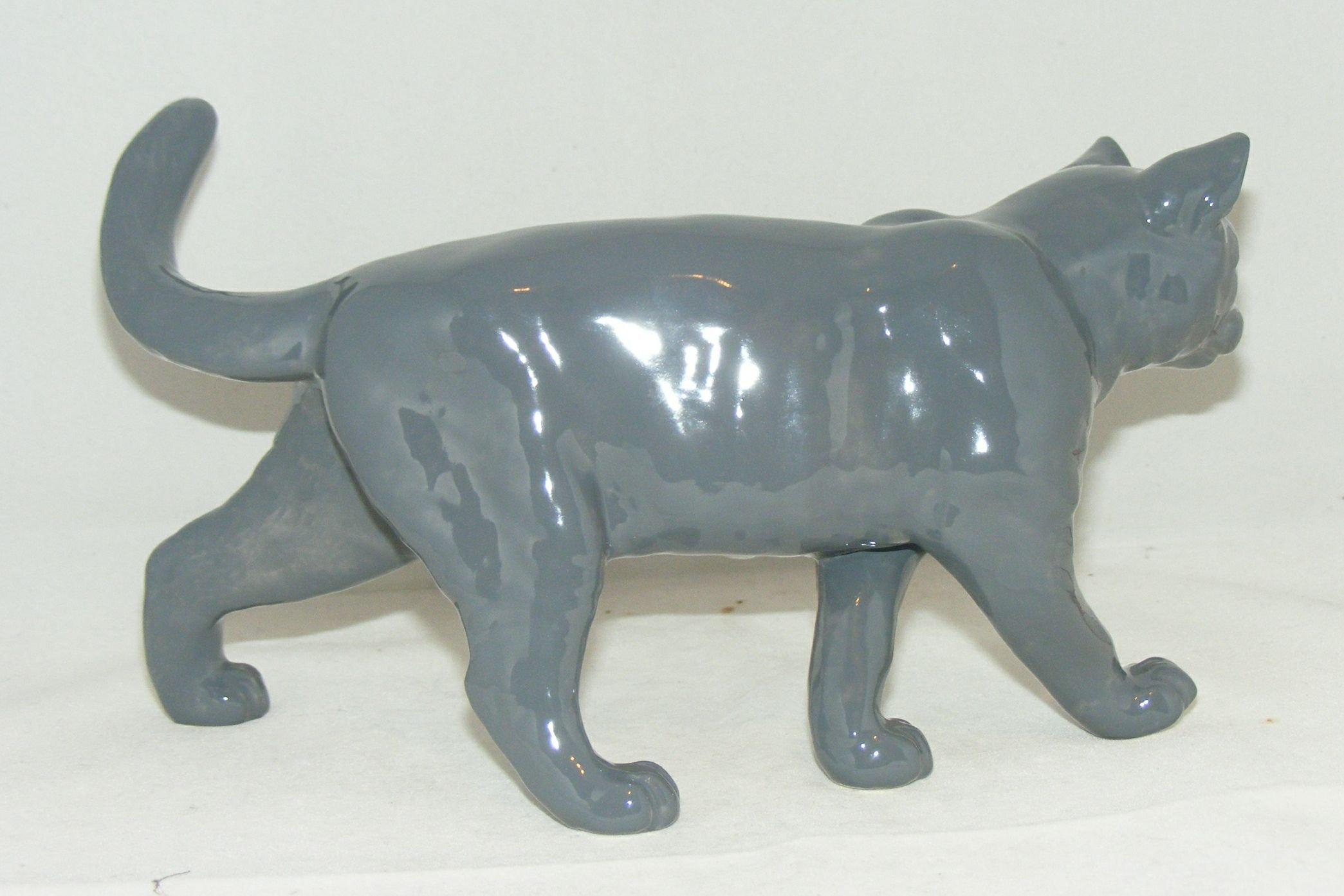 John Beswick Connoisseur Collection British Shorthair Cat Blue JBCOC1