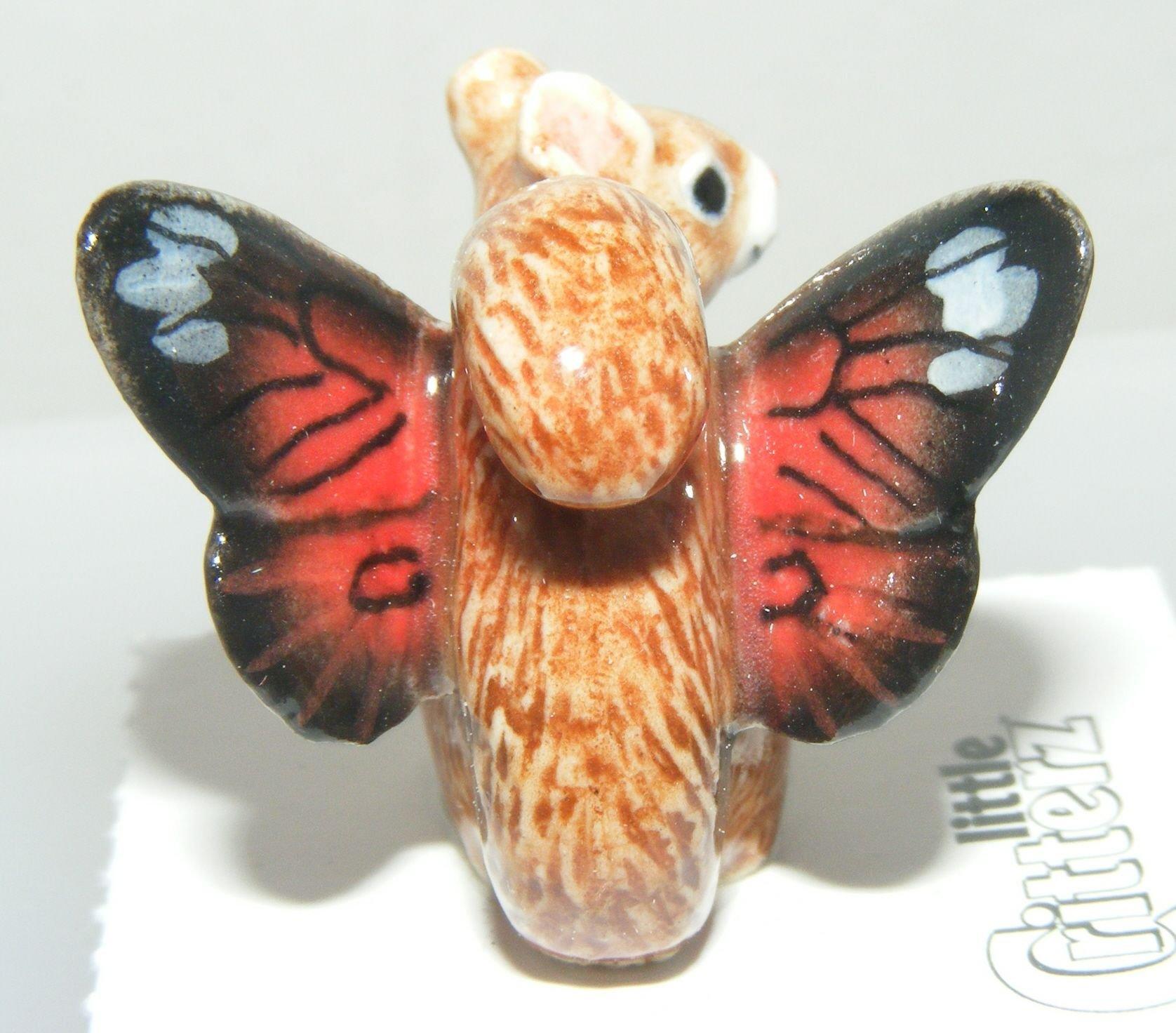 Little Critterz Miniature Porcelain Figure Pixie Red Squirrel "Fall" LC628