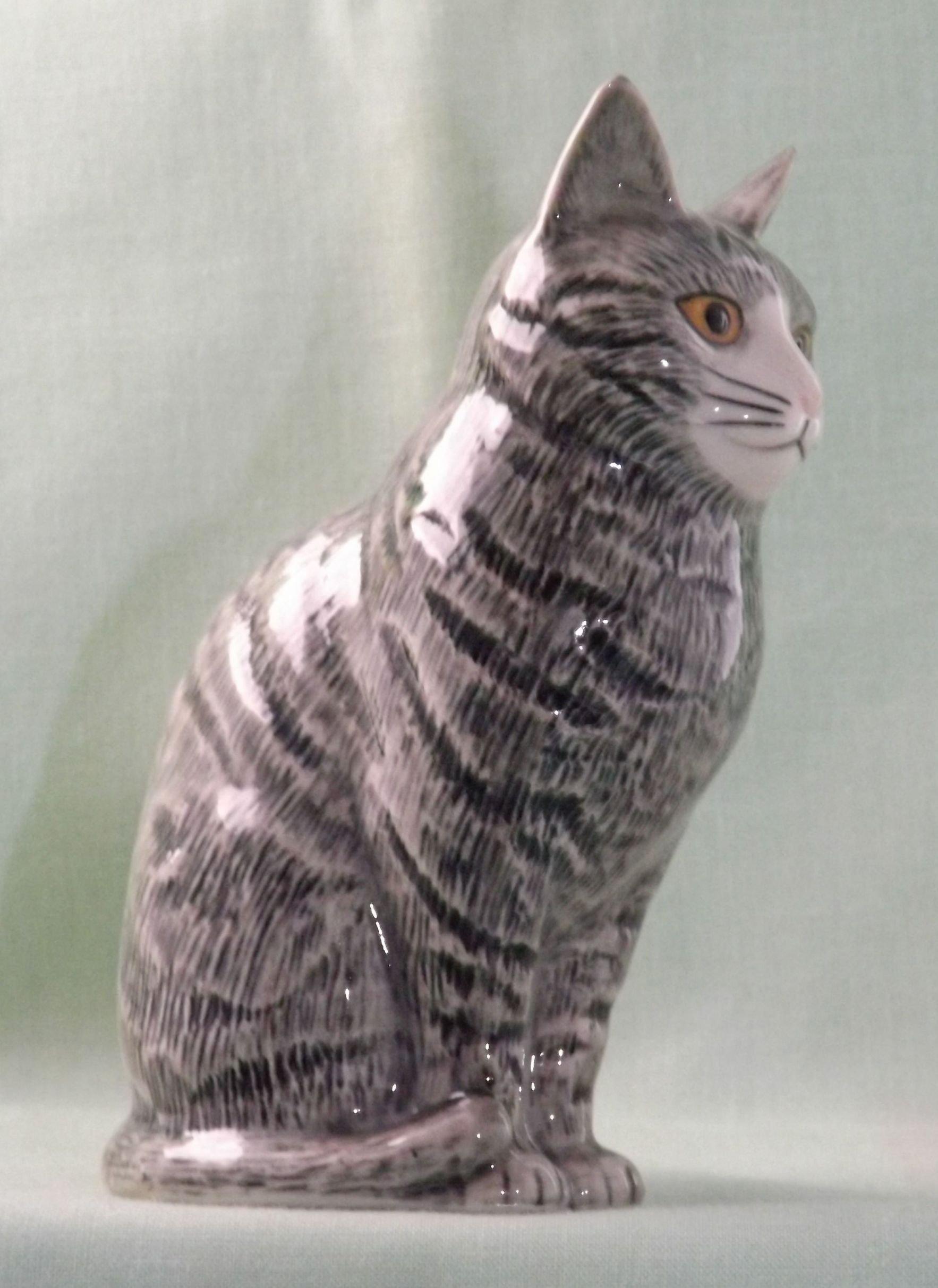 Quail Ceramics Animal Figure Moggie (Cat) "Patience" 4" 693