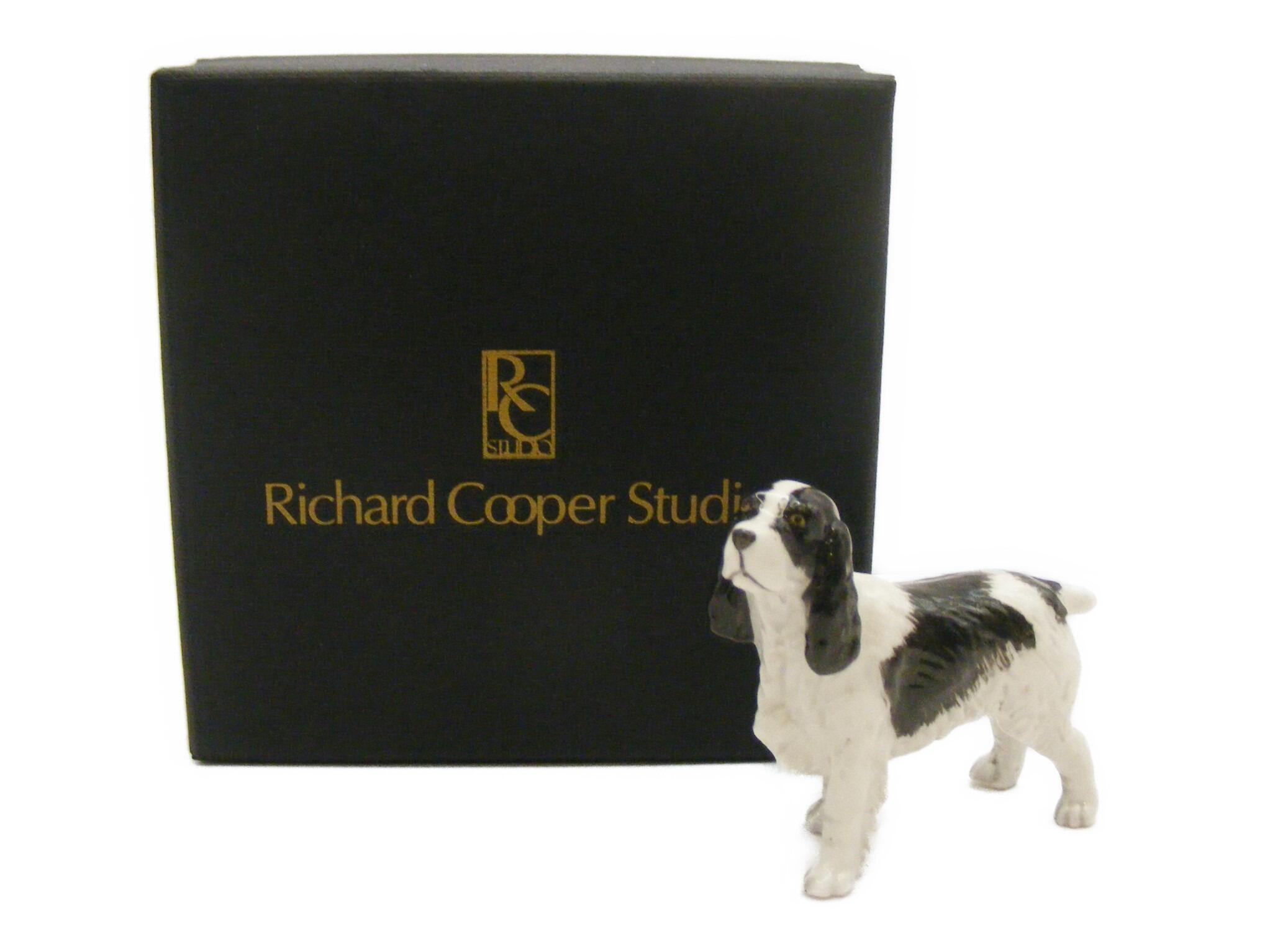 Richard Cooper The Cottage Studio Bone China Labrador 101BC