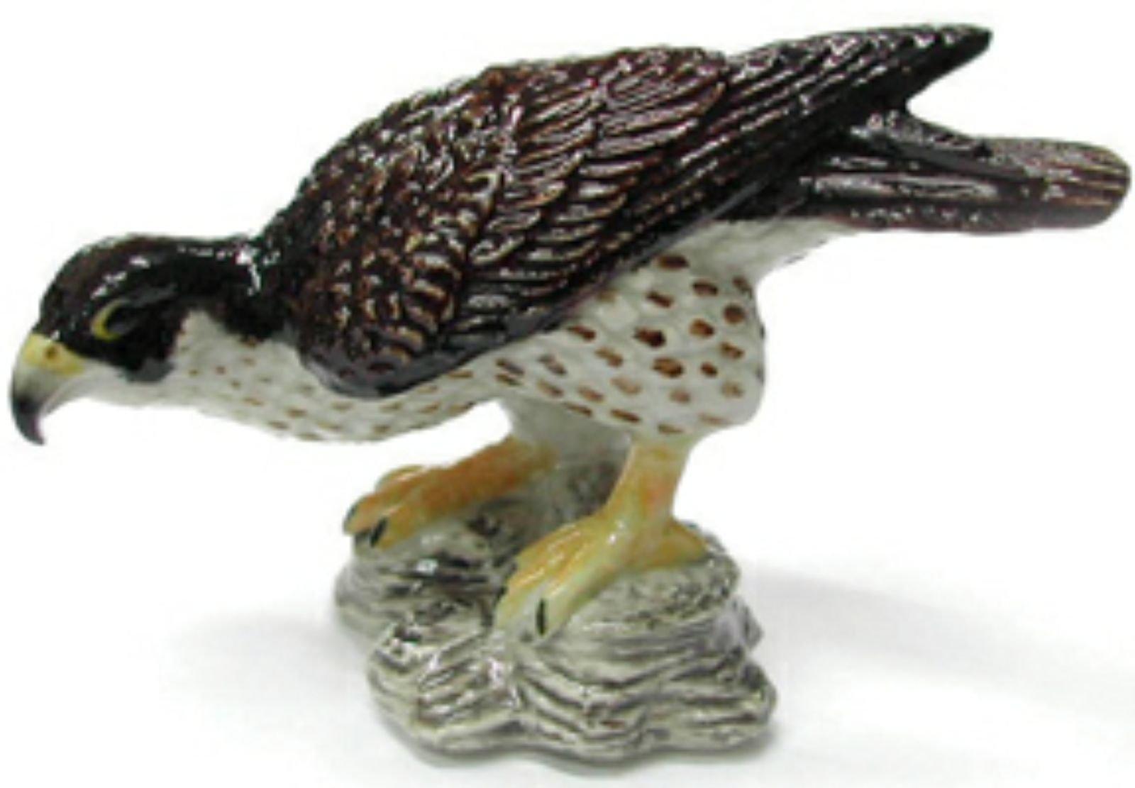 Northern Rose Miniature Porcelain Bird Figure Falcon on Rock R280