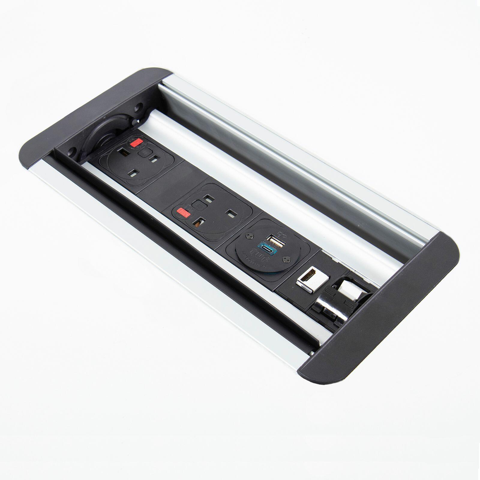 2025 D P194 - TABLE TOP POWER MODULE