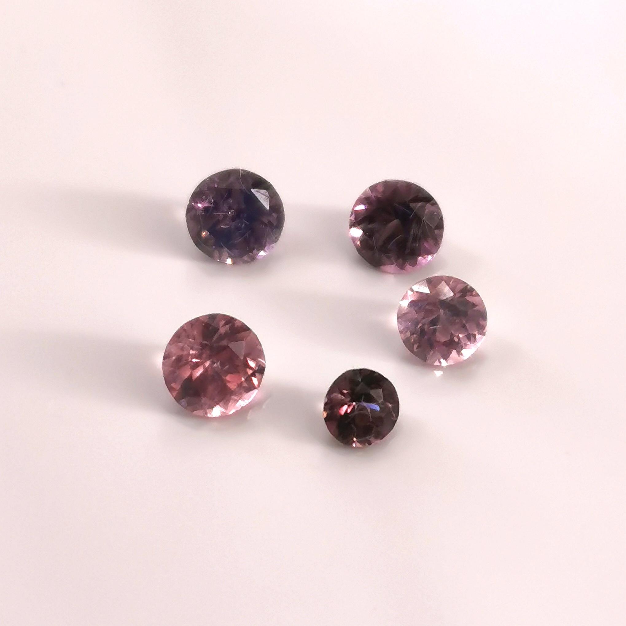 Purple Spinel 3.0-4.0mm Round Cut
