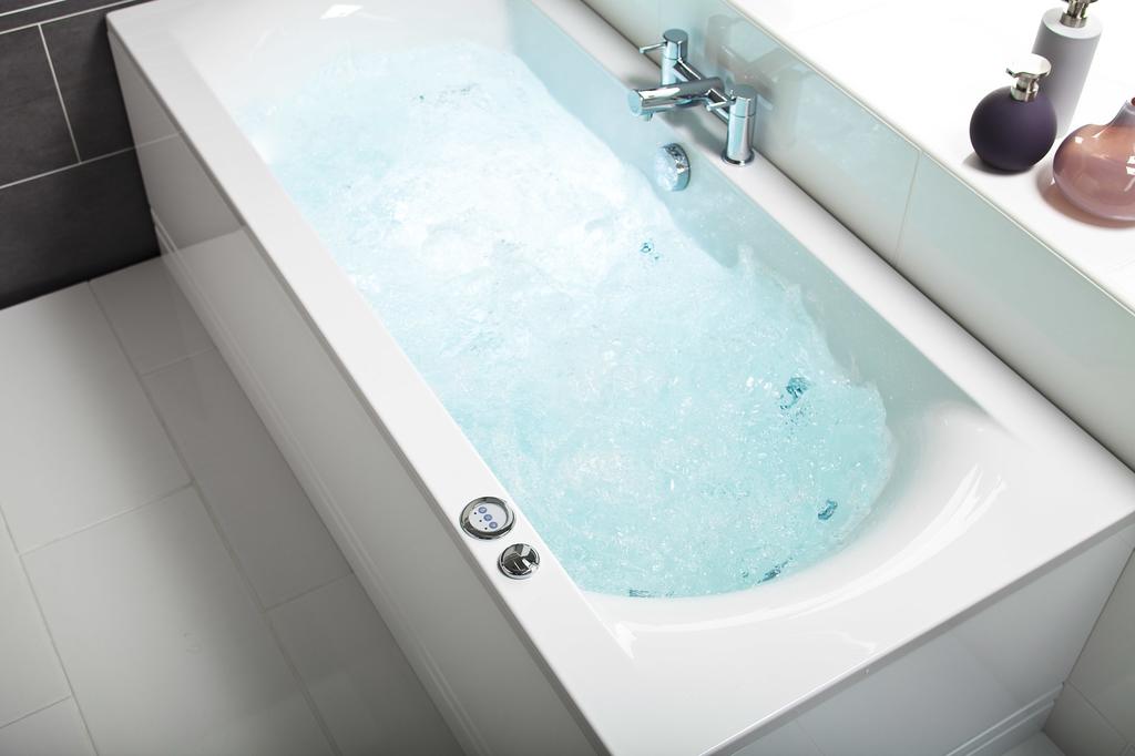 Your 3-Step Buying Guide to Freestanding Tubs