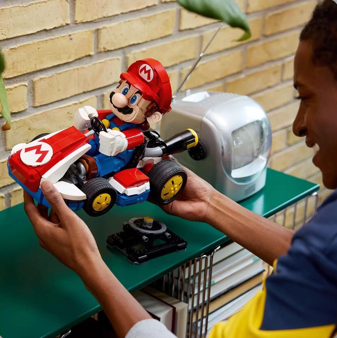 LEGO Mario Kart – Mario & Standard Kart Set 72037 (18+ Adults Collectible