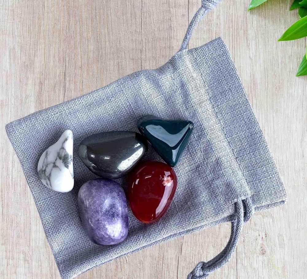 Back Pain Crystal Tumbled Stones Set for Comfort | The Holistic Hamper