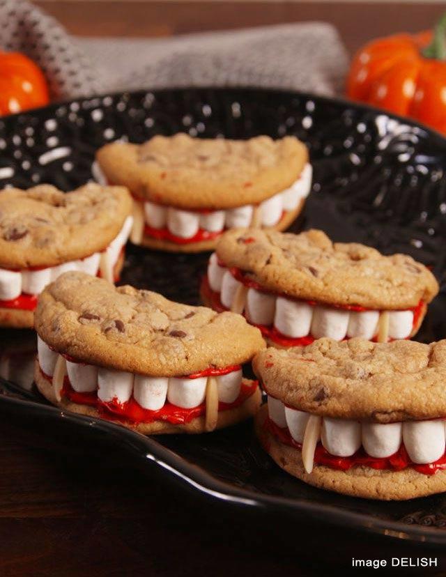 Vampire Fang Cookies for Halloween | Karnival Costumes Blog