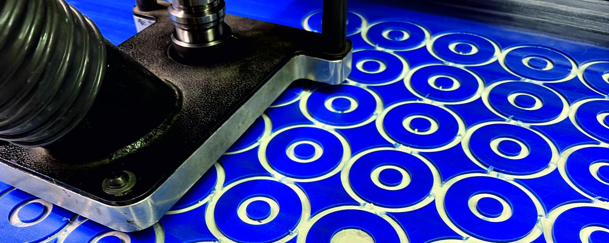 Home [www.plasticut.co.uk]