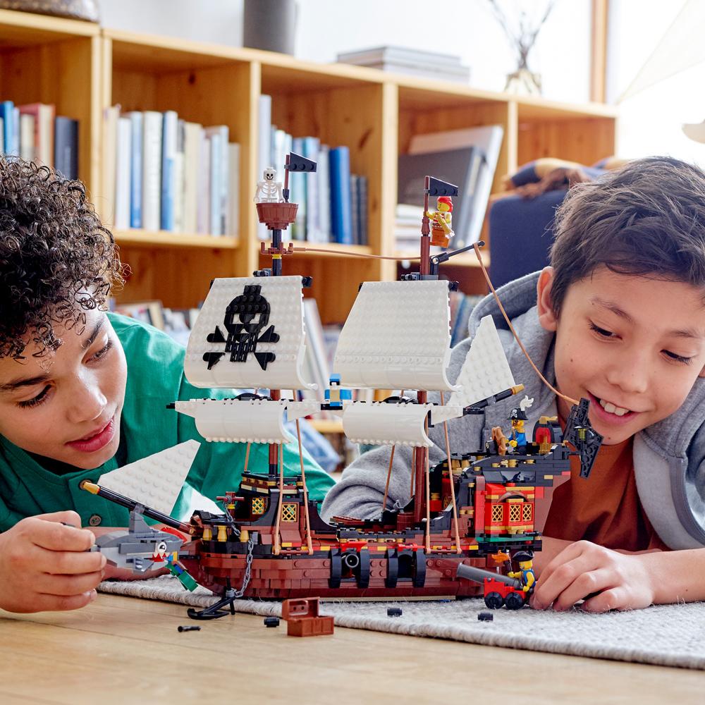 LEGO Creator Pirate Ship Building Set