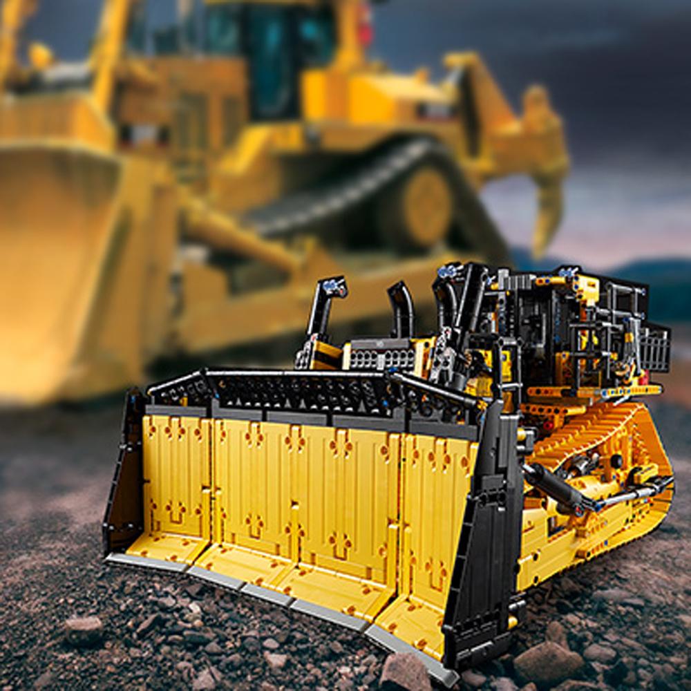 LEGO Technic Cat D11 Bulldozer App Controlled Building Set 3854 Piece