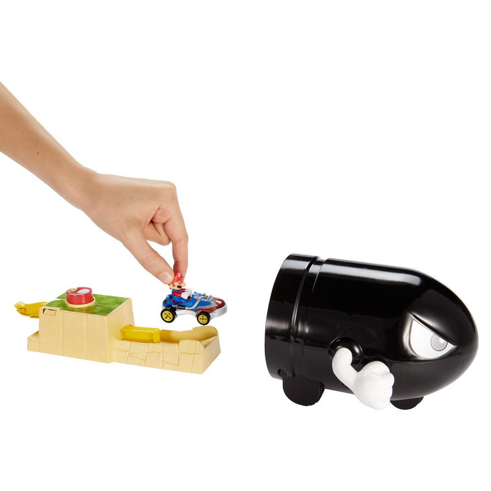 Hot Wheels Mario Kart Bullet Bill Launcher Playset with Sneeker Vehicle