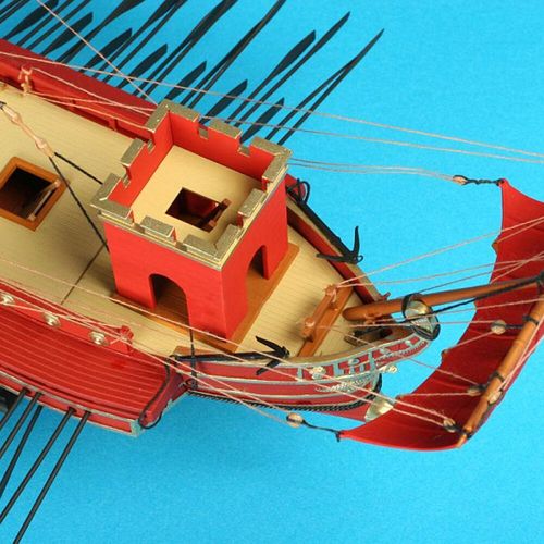 Zvezda Trireme of the Roman Emperor Historical Ship Model Kit Scale 1:72