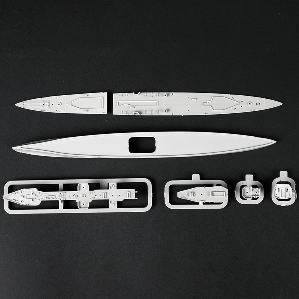 Trumpeter HMS Colombo C-Class Light Cruiser Model Kit Scale 1:700