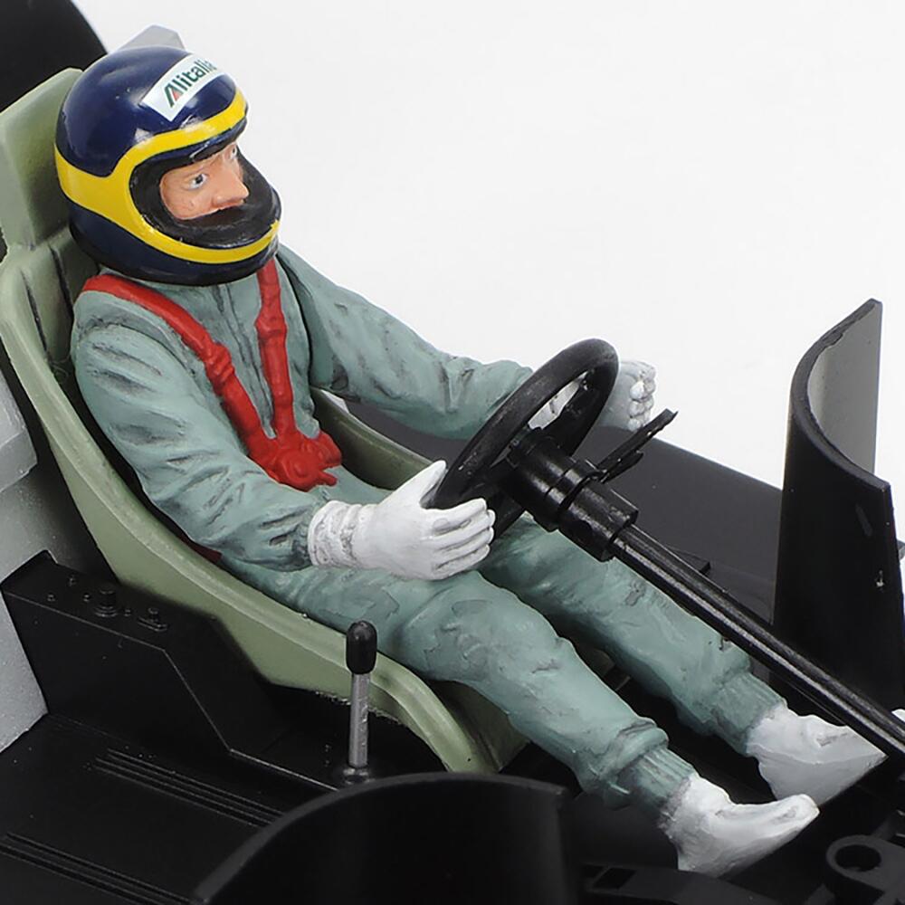 Tamiya Lancia Stratos Turbo Rally Car Model Kit Scale 1:24