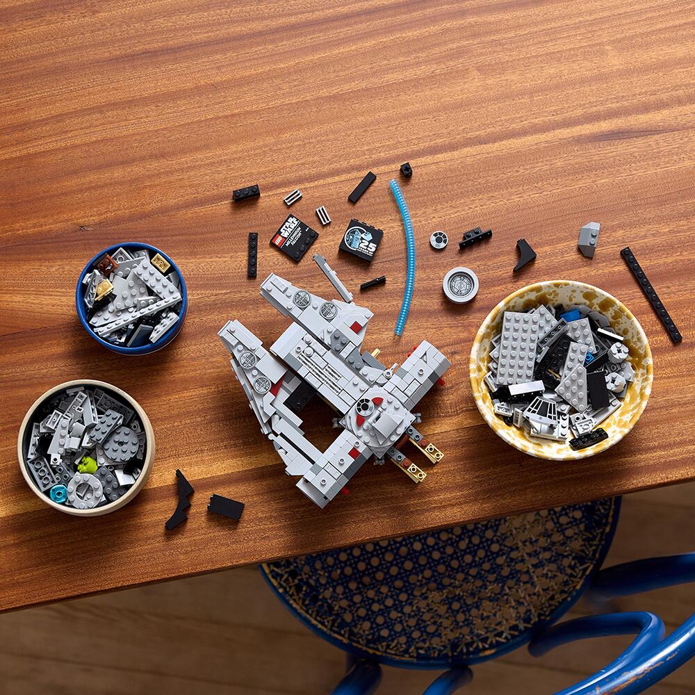LEGO Star Wars Millennium Falcon Building Set 75375