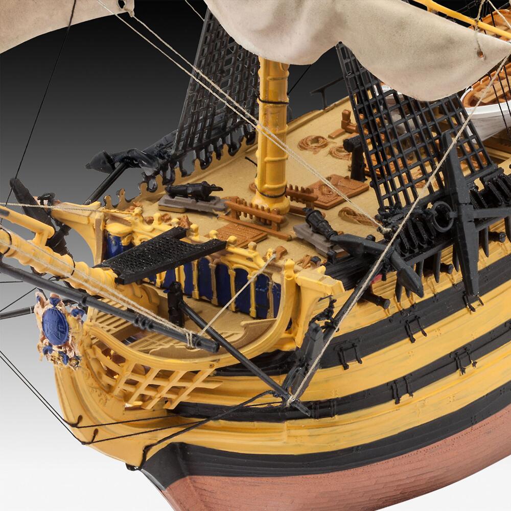 Revell HMS Victory Ship Model Set (Level 4) (Scale 1:225)